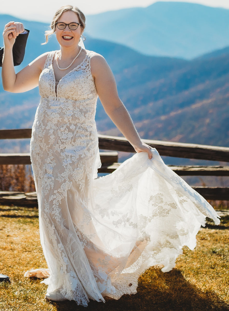 Other Ashley from the Catherine Rose Collection – Nearly Newlywed