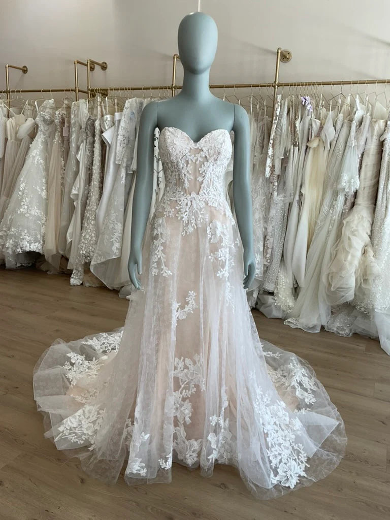 Other Estee Couture / Layla – Nearly Newlywed