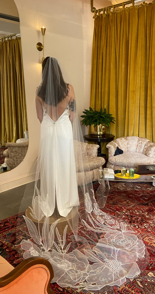 Other Ofrenda Cathedral Bloom Veil – Nearly Newlywed