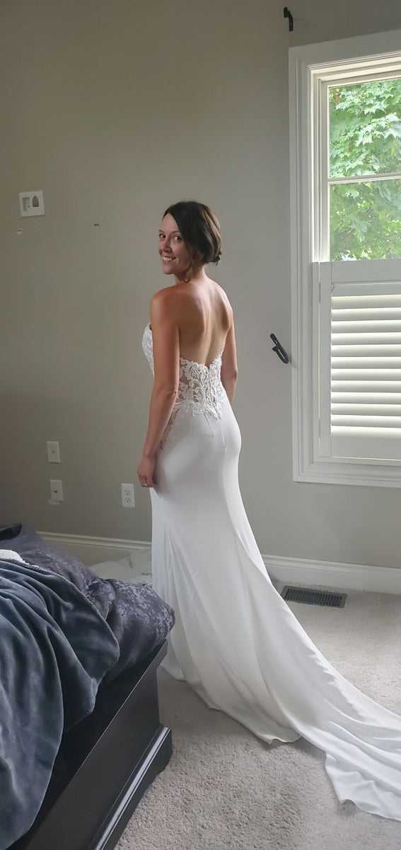 Casablanca BL377 Raine – Nearly Newlywed