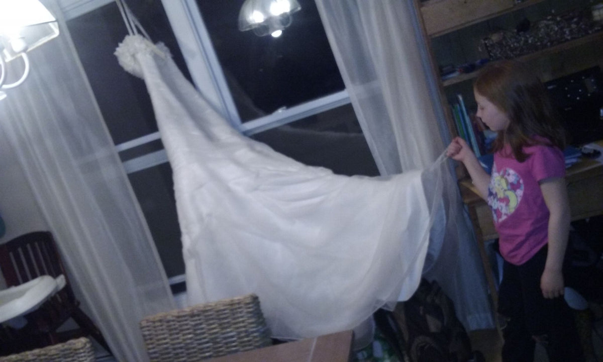 Other David's Briday – Nearly Newlywed