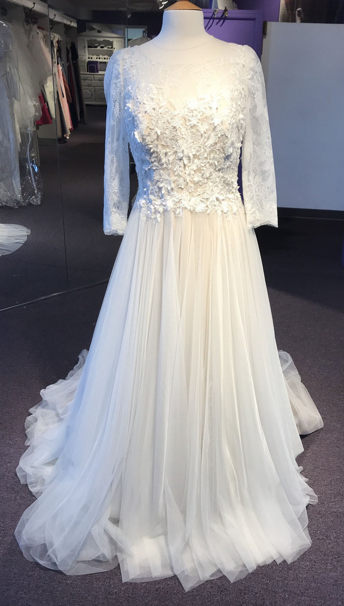 Watters 54719/ Amelie – Nearly Newlywed