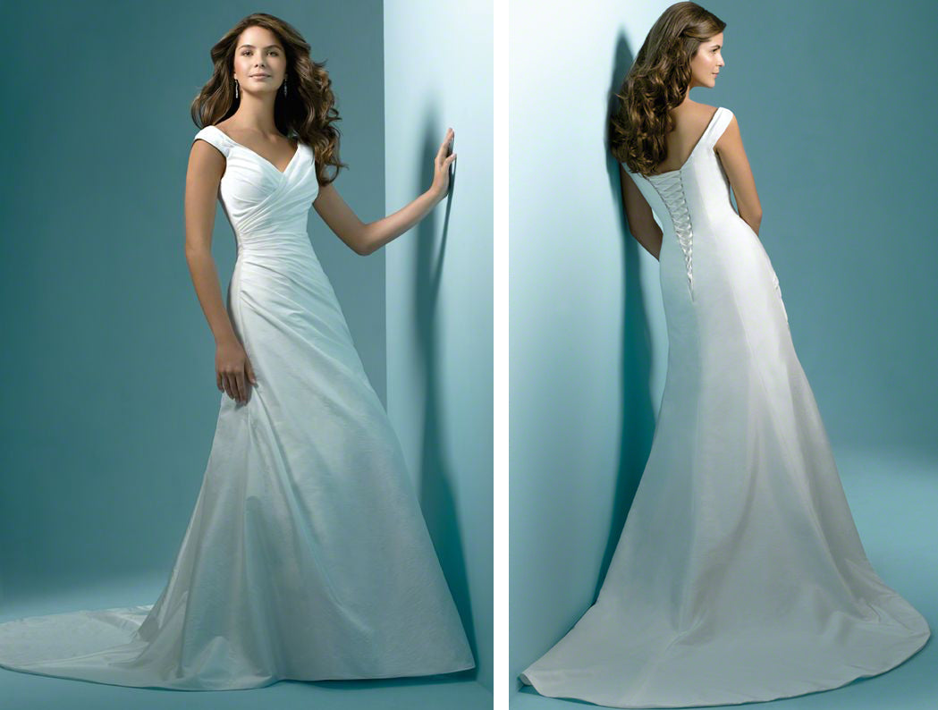 Alfred Angelo 1148 Hug-The-Shoulder Signature Dress ...