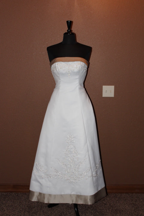 Alfred Angelo 1797 – Nearly Newlywed