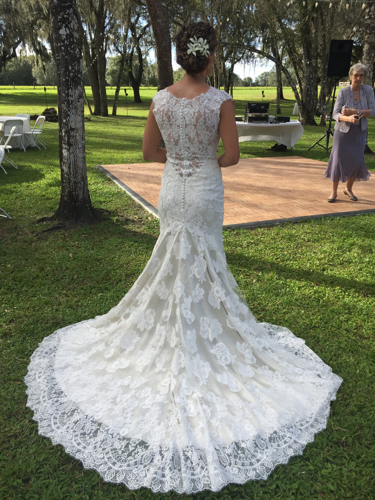 Allure Bridals 9068 Color Ivory Cafe Size 8 – Nearly Newlywed