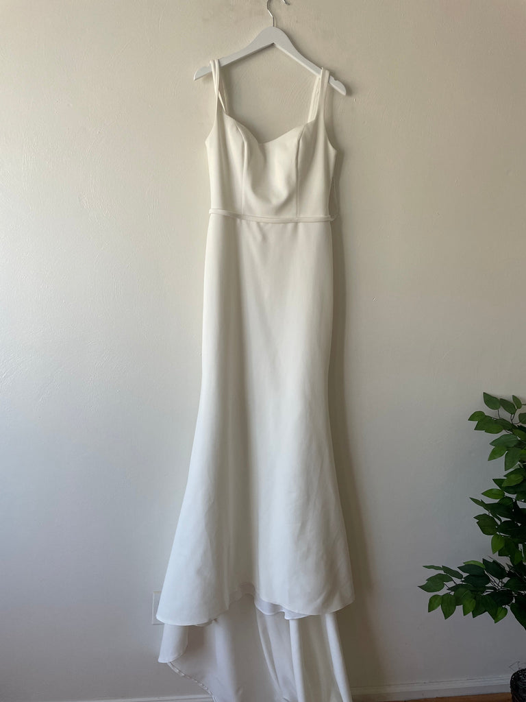 Allure Bridals 9810 – PreOwnedWeddingDresses