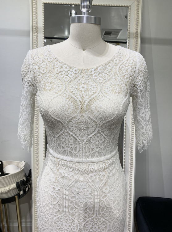 Chic Nostalgia Sinora – Nearly Newlywed