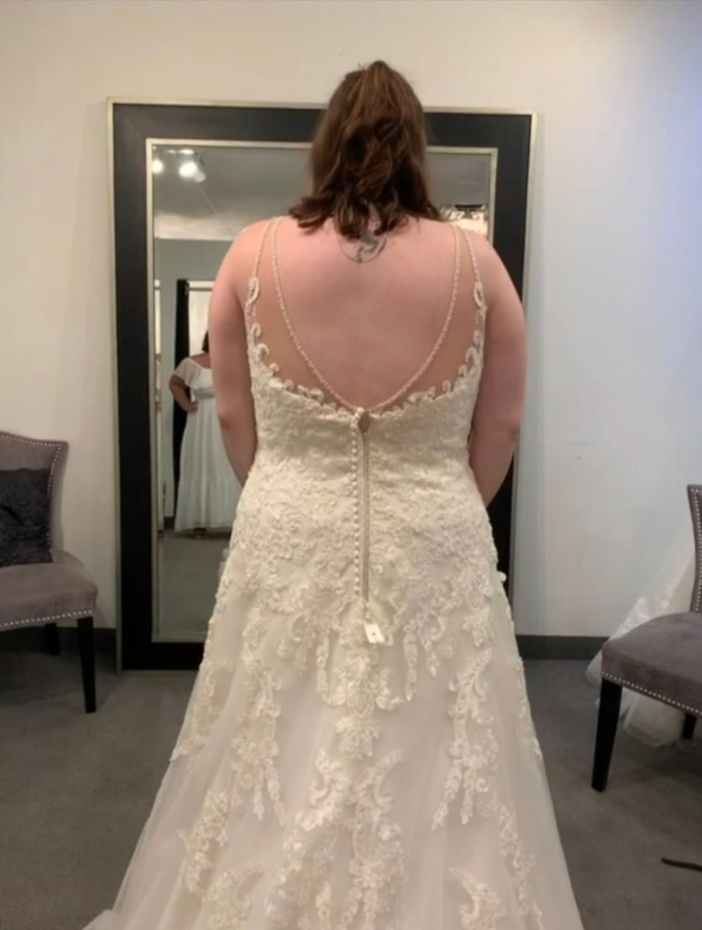 Essense of Australia D2391 – PreOwnedWeddingDresses