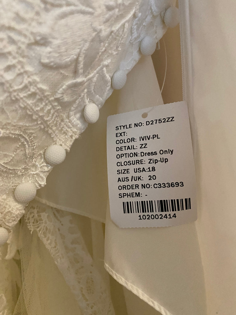 Essense of Australia D2752 – Nearly Newlywed