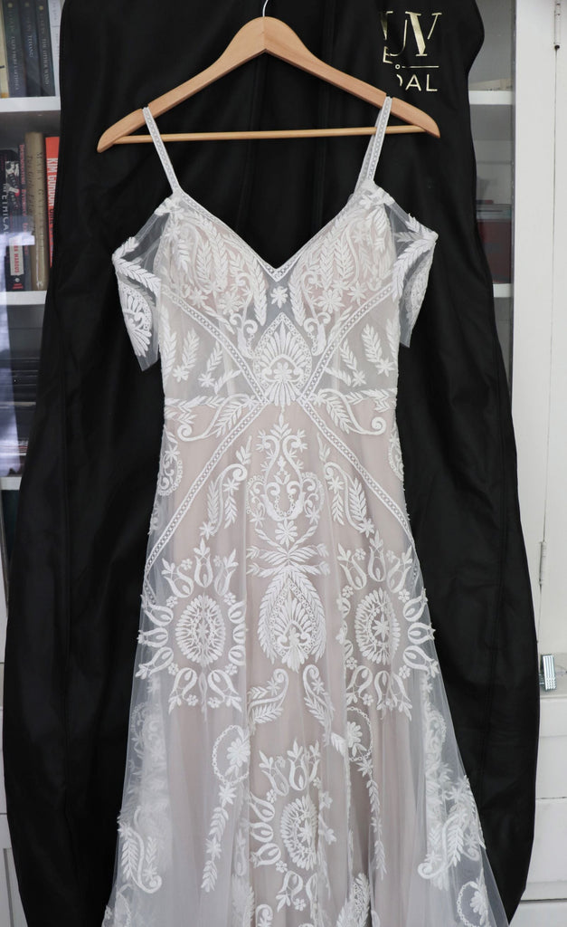 Evie Young Raven – Nearly Newlywed