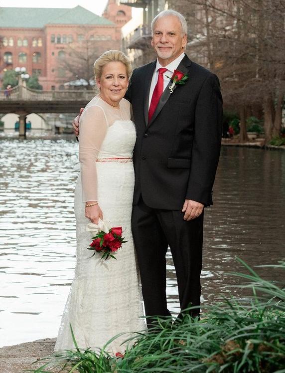 Galina VW9340 Ivory Trumpet – Nearly Newlywed