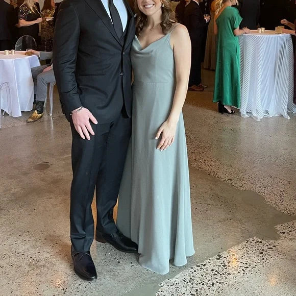 Jenny Yoo Colby in Luxe Chiffon, Moss – PreOwnedWeddingDresses