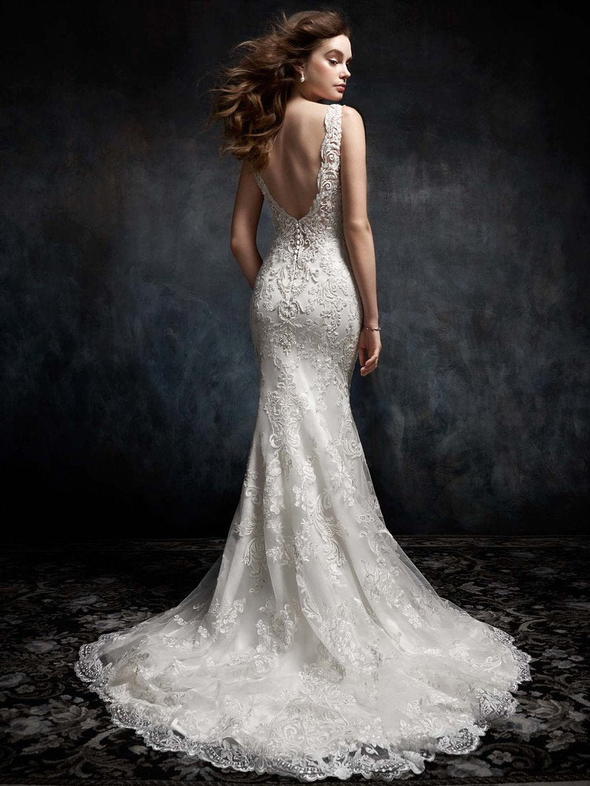 Kenneth Winston 1730 – PreOwnedWeddingDresses