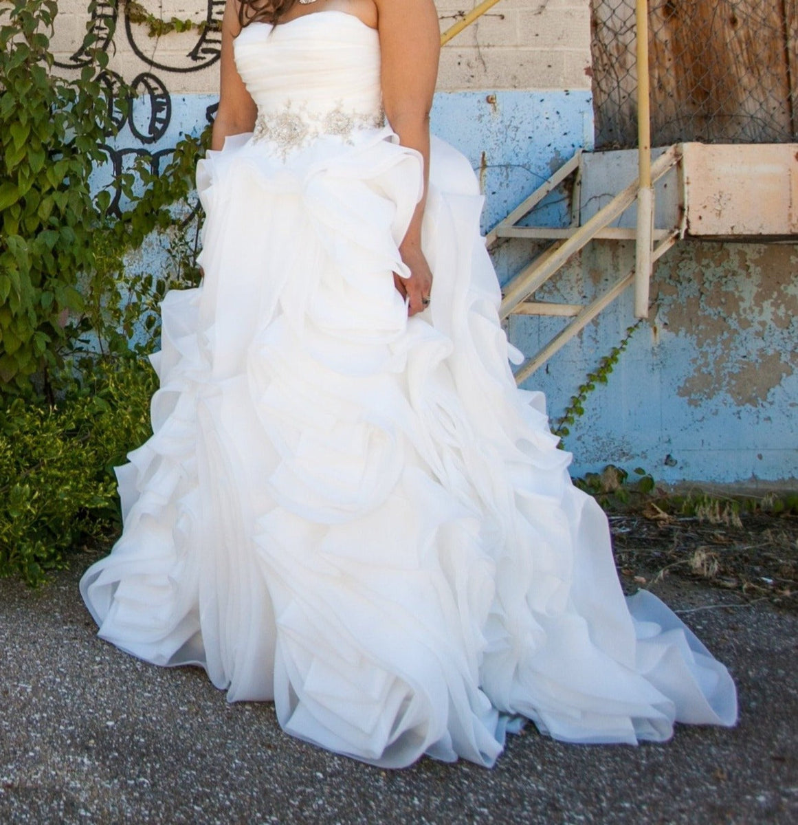 Lis Simon Constance – Nearly Newlywed