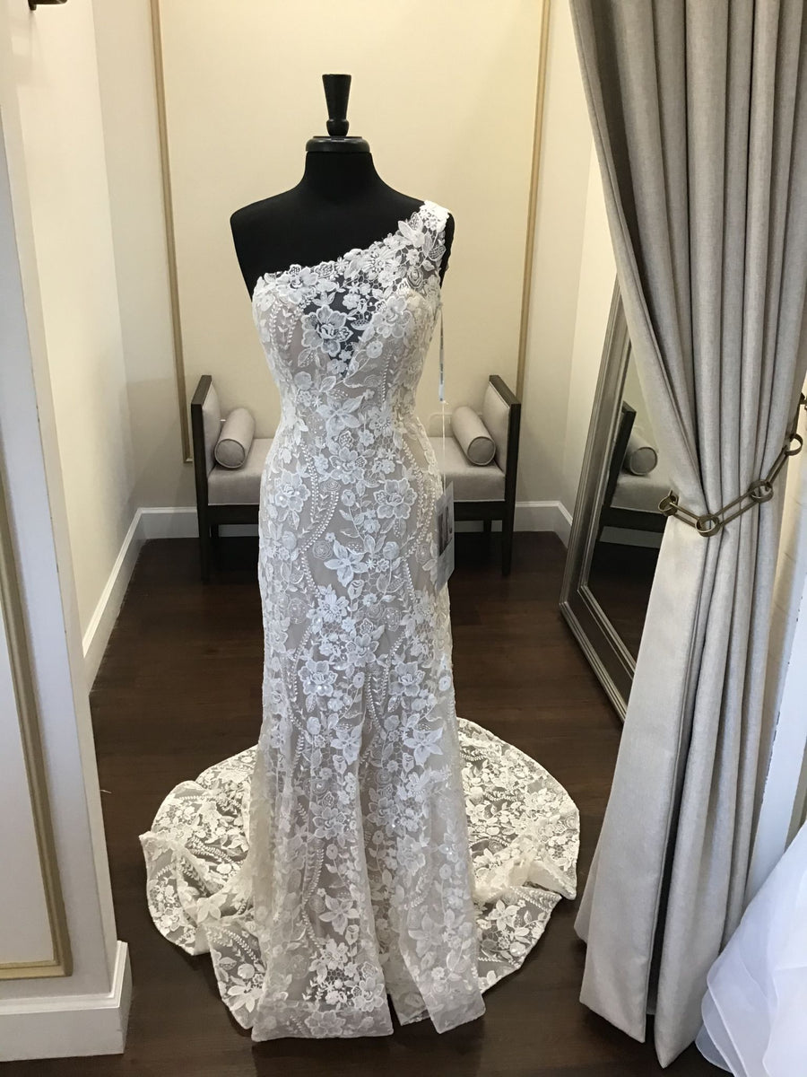 Madison James 457 – PreOwnedWeddingDresses