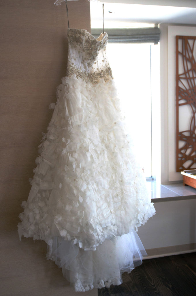 Monique Lhuillier Flavia – Nearly Newlywed