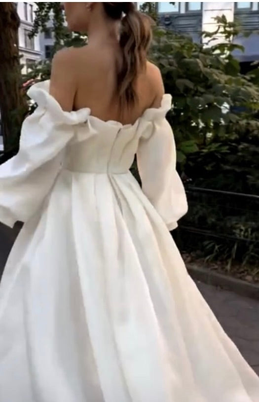 Monique Lhuillier BON BON – PreOwnedWeddingDresses