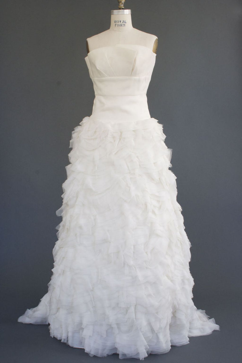 Monique Lhuillier Collette – Nearly Newlywed