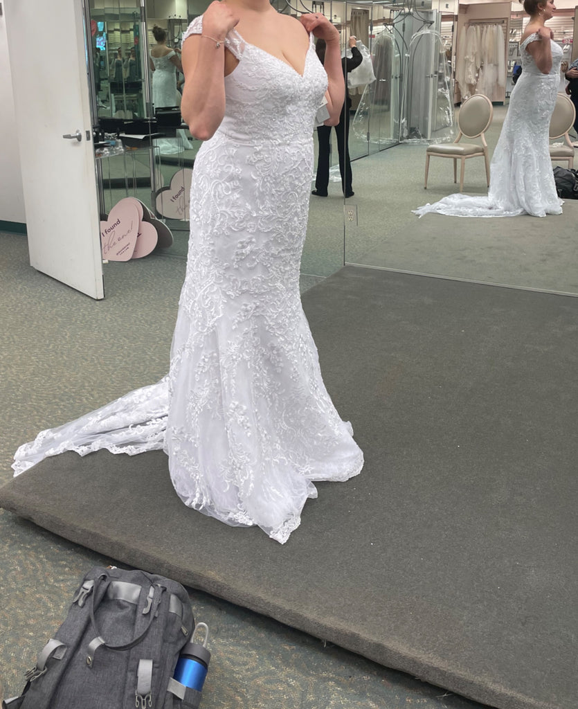 Oleg Cassini 14010665 – Nearly Newlywed