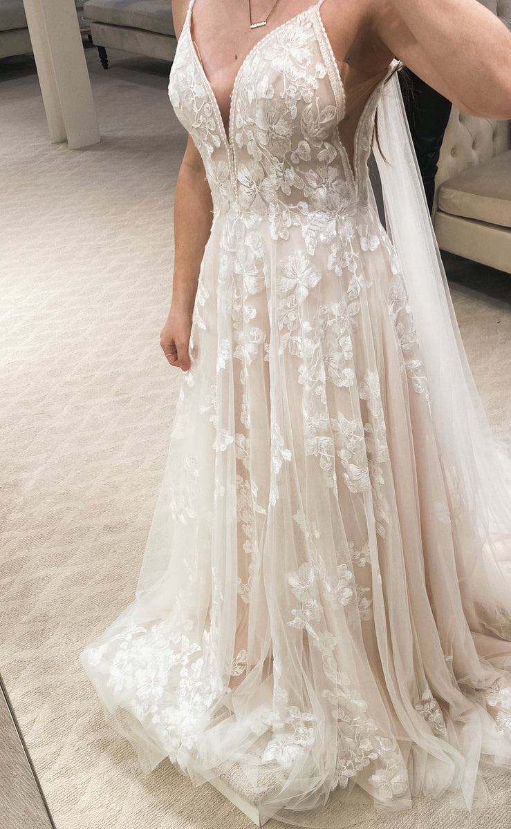 Stella York 7065 – Nearly Newlywed