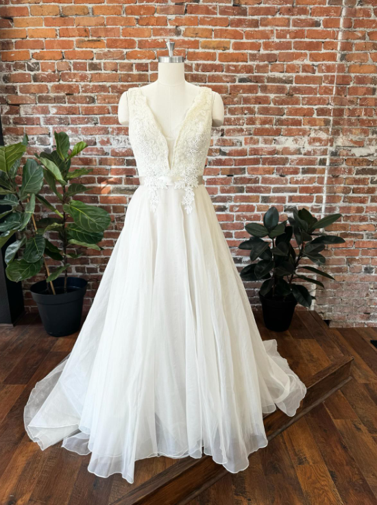 Tara Keely 2500 – Nearly Newlywed