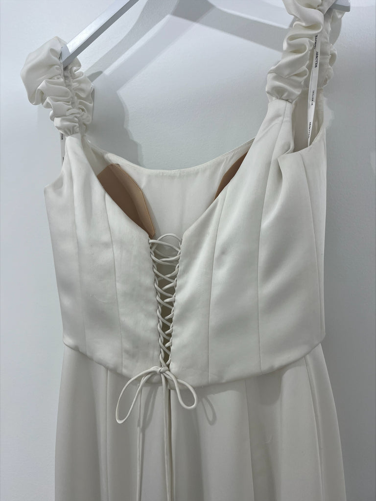 WILLOWBY 52348 - Kacey – Nearly Newlywed