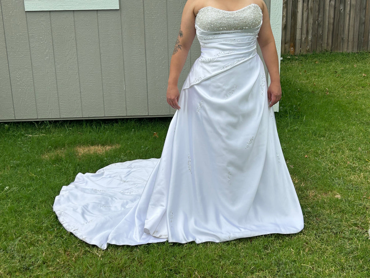 Alfred Angelo 1136 – Nearly Newlywed