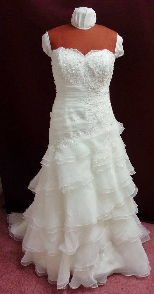 Alfred Angelo Alfred Angelo #2123 – Nearly Newlywed