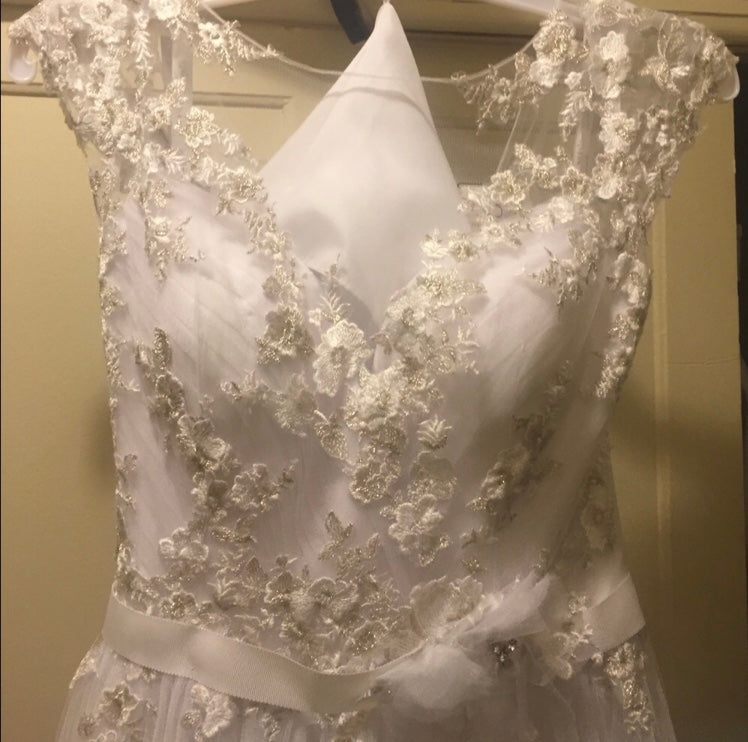 Alfred Angelo Alfred Angelo NWT White Wedding Dress with Lace – Nearly ...