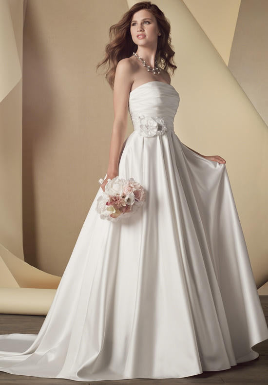 Alfred Angelo 2441 – PreOwnedWeddingDresses