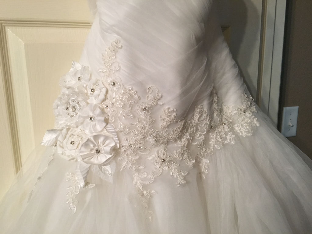 Alfred Angelo Disney collection Sleeping Beauty 238 – Nearly Newlywed
