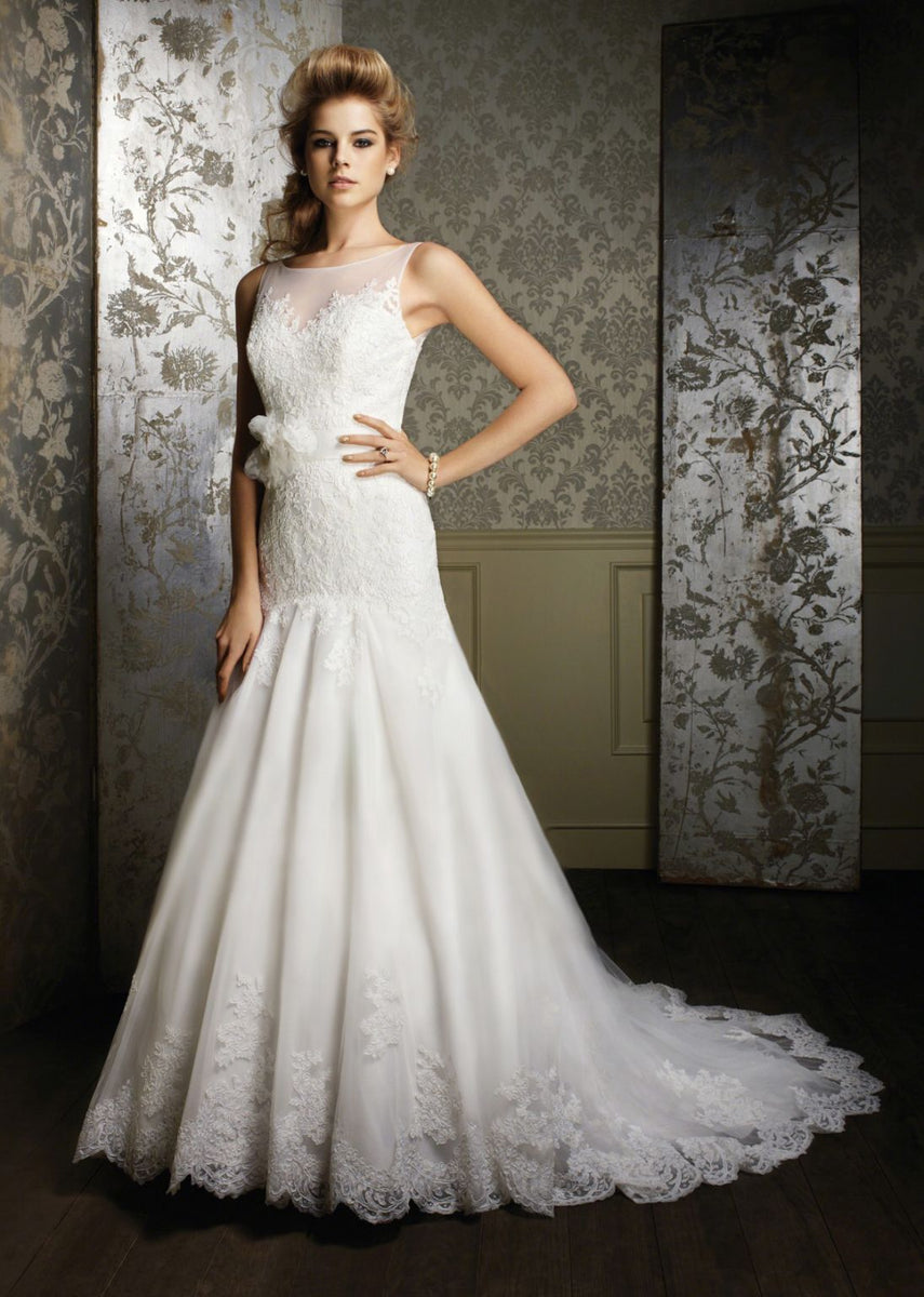 Alfred Angelo Sapphire Collection Style 885 – Nearly Newlywed