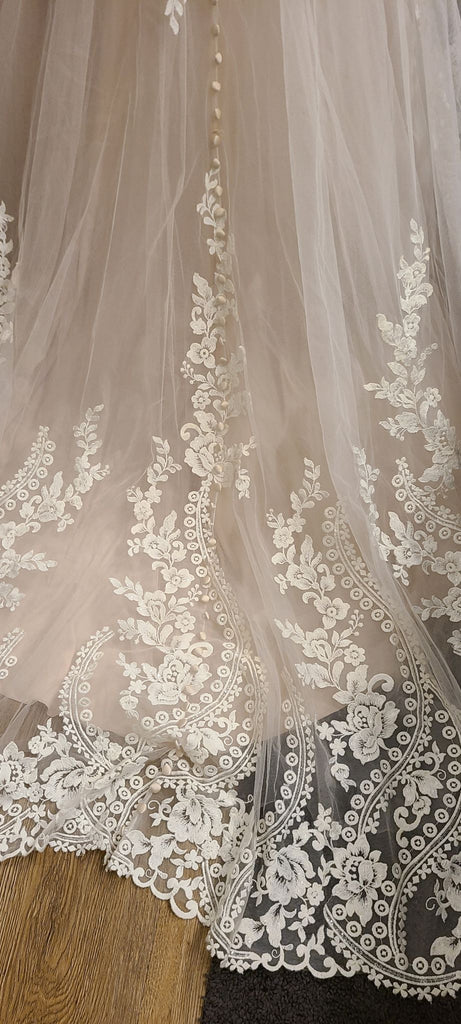 Allure Bridals 3115 – Nearly Newlywed
