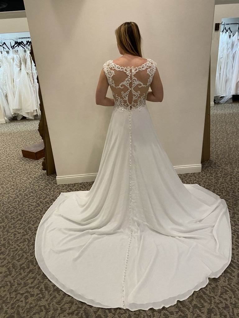 Allure Bridals 9610 – Nearly Newlywed