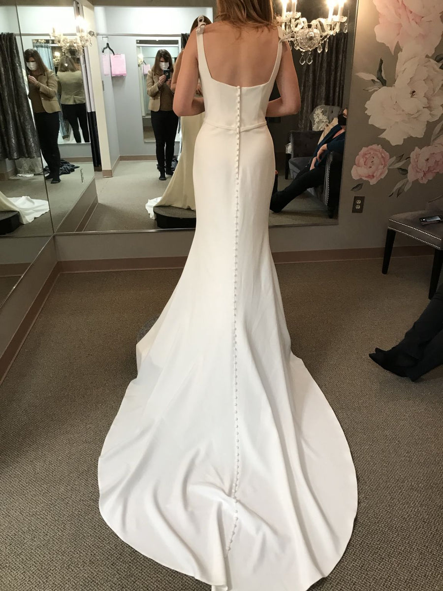 Allure Bridals 9810 – Nearly Newlywed