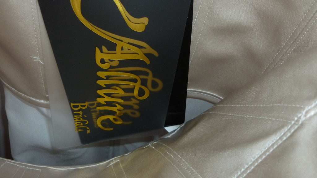 Allure Bridals Allure 8308 New with Tags – Nearly Newlywed