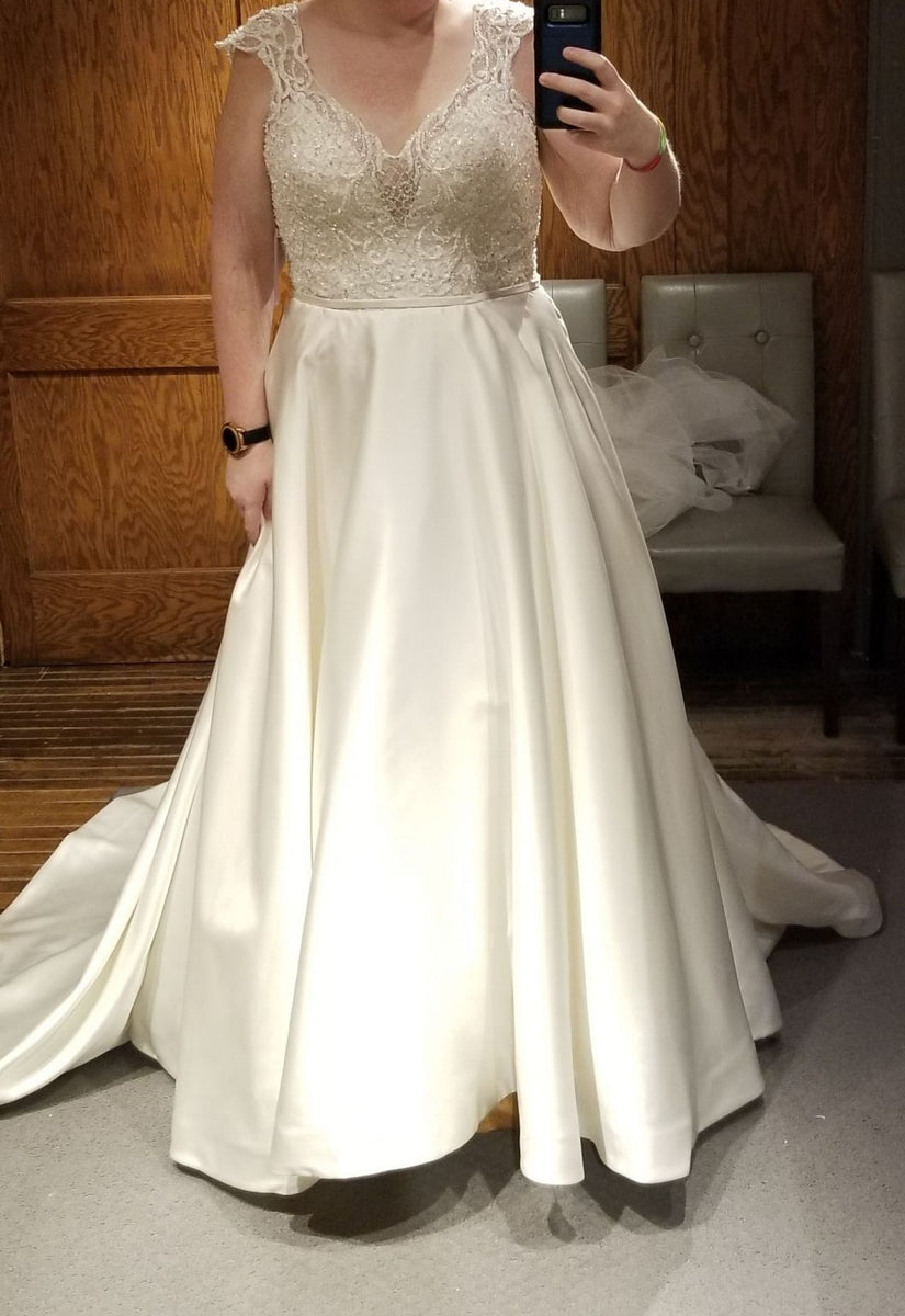 Allure Bridals MJ506 – Nearly Newlywed