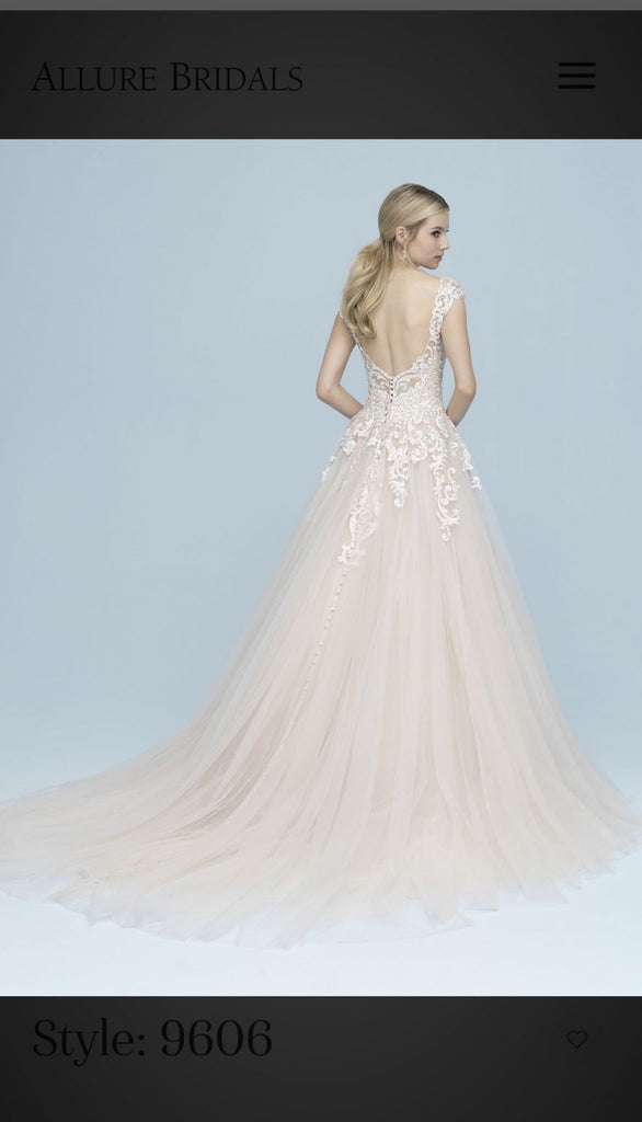 Allure Bridals Style 9606 – Nearly Newlywed