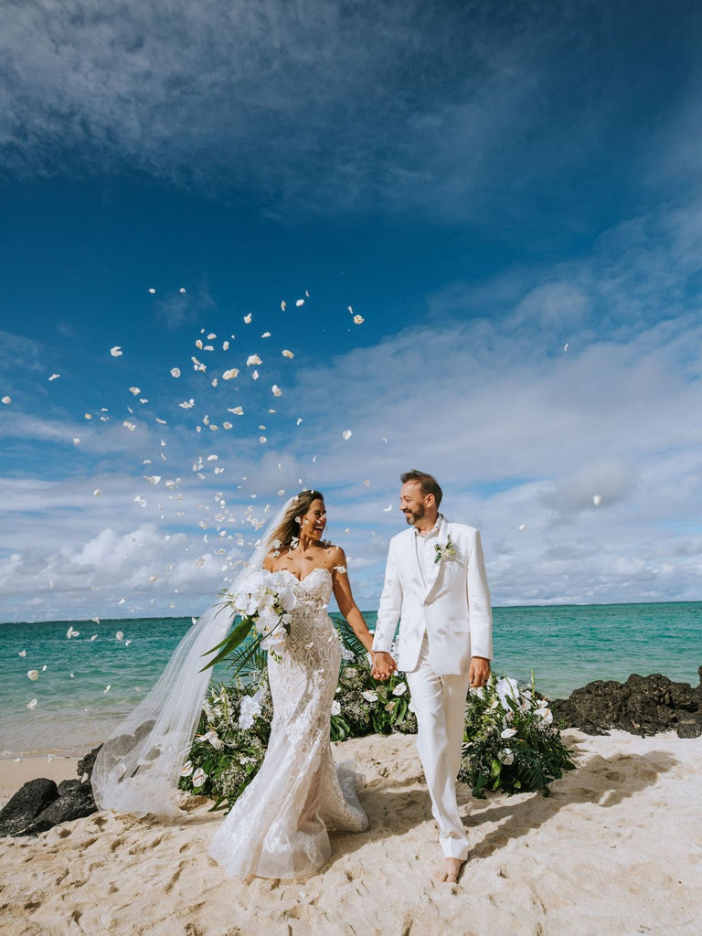 Allure Bridals 9560 – Nearly Newlywed