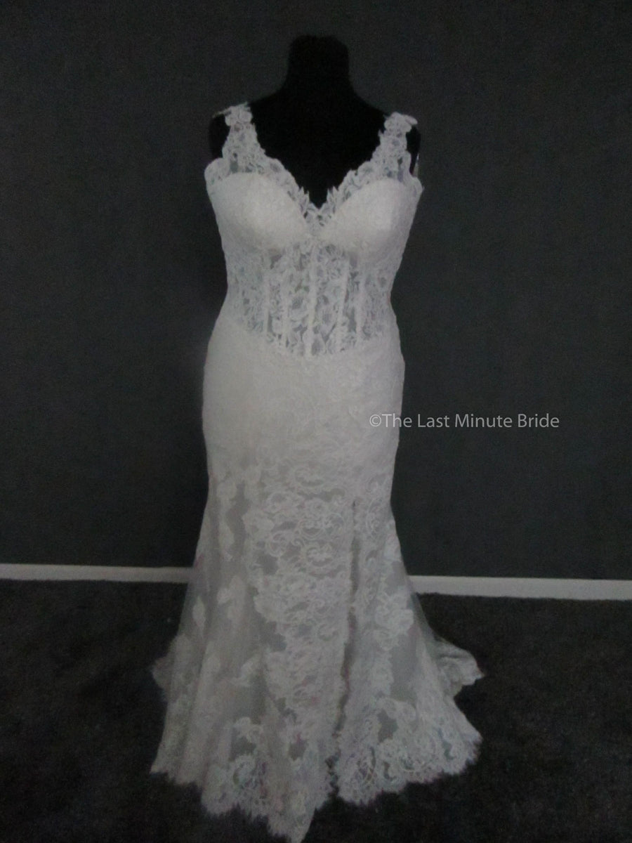 Allure Bridals 3118 – Nearly Newlywed