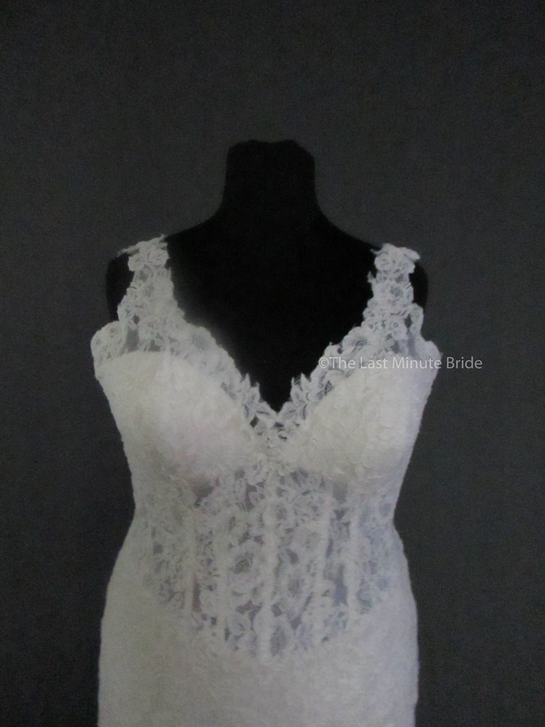Allure Bridals 3118 – Nearly Newlywed