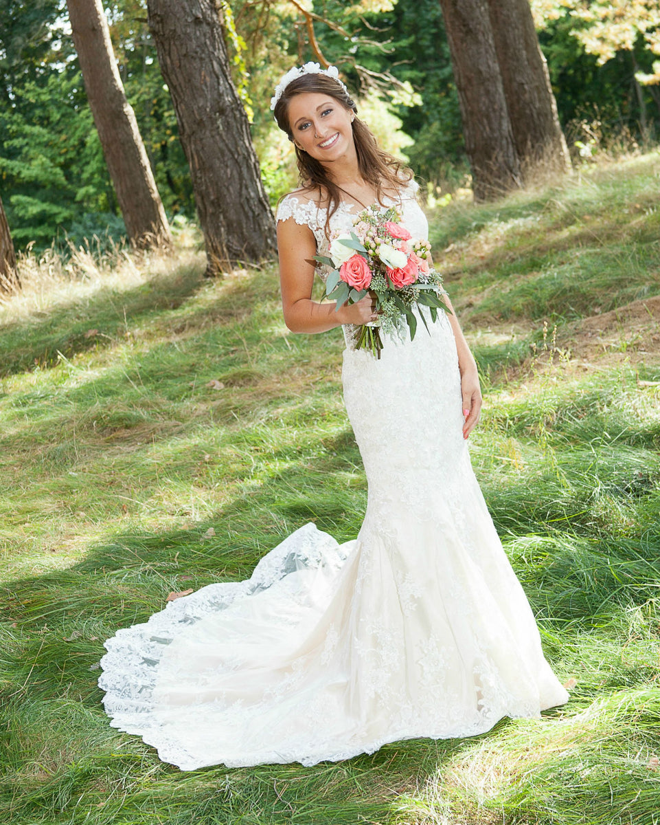 Allure Bridals 9371 – Nearly Newlywed