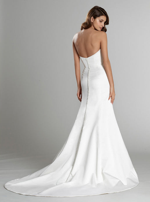 Alvina Valenta 9554 – Nearly Newlywed