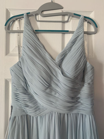 Azazie Elaine (style) Mist (color) – PreOwnedWeddingDresses