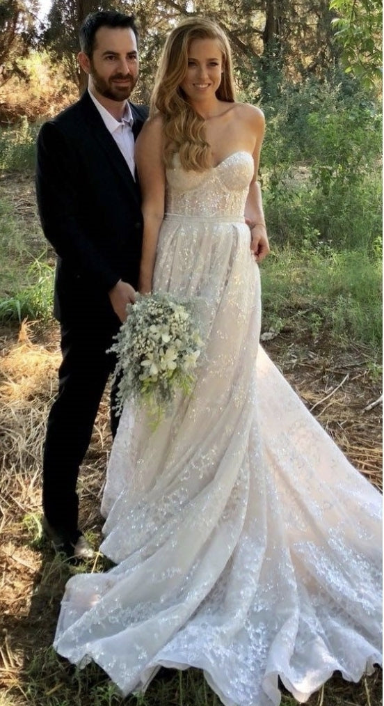 Berta 18-104 – Nearly Newlywed