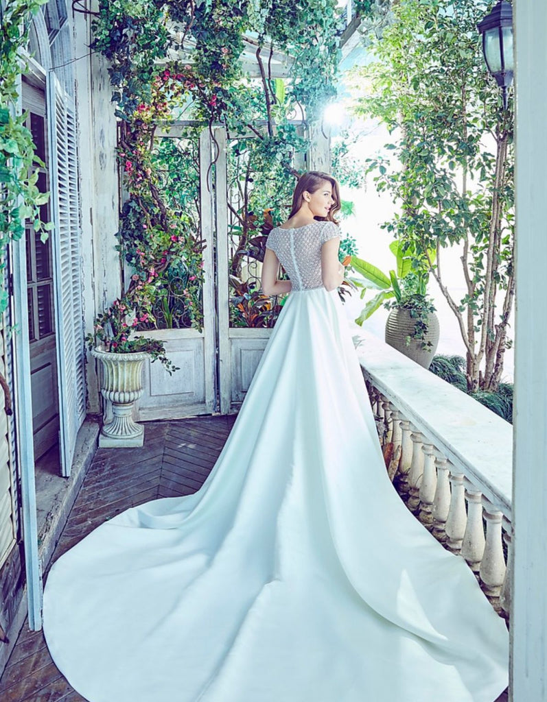 Calla Blanche Paloma LA7276 – Nearly Newlywed