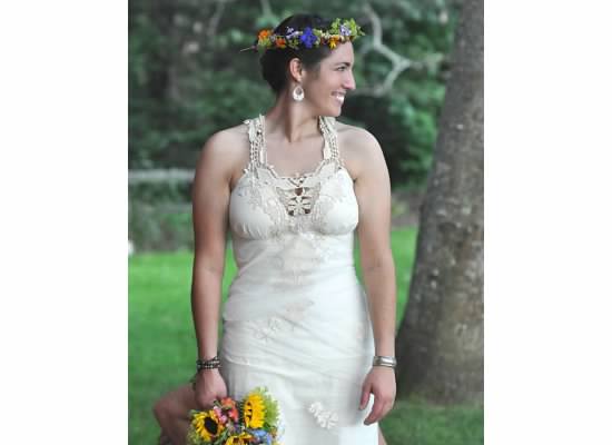 Claire Pettibone Elwin – Nearly Newlywed