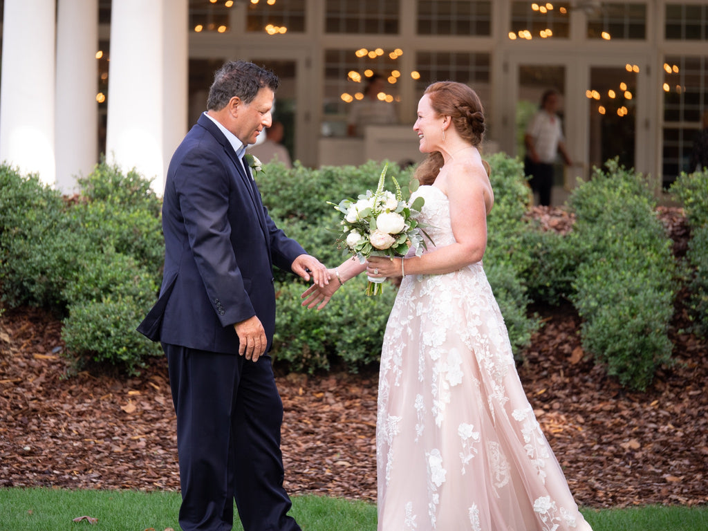 David Tutera Hillary – Nearly Newlywed