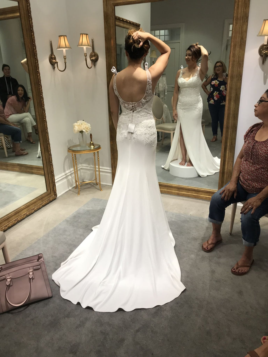 David's Bridal WG3874 – Nearly Newlywed