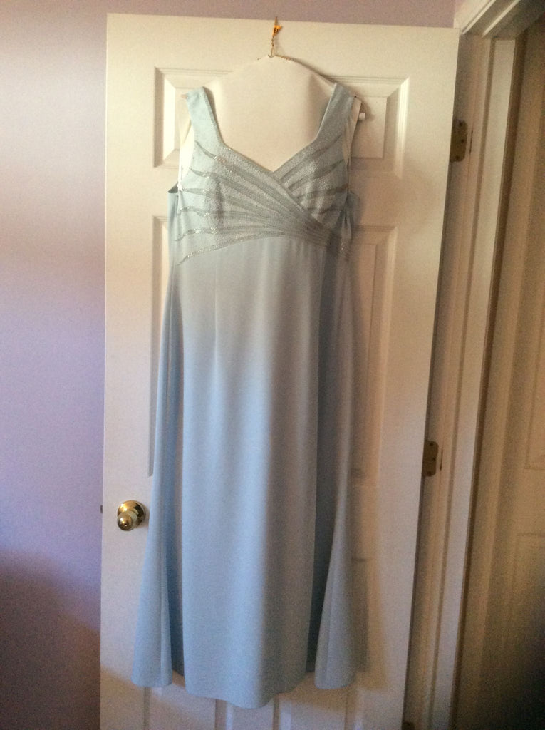 Daymor Couture 3112 – Nearly Newlywed